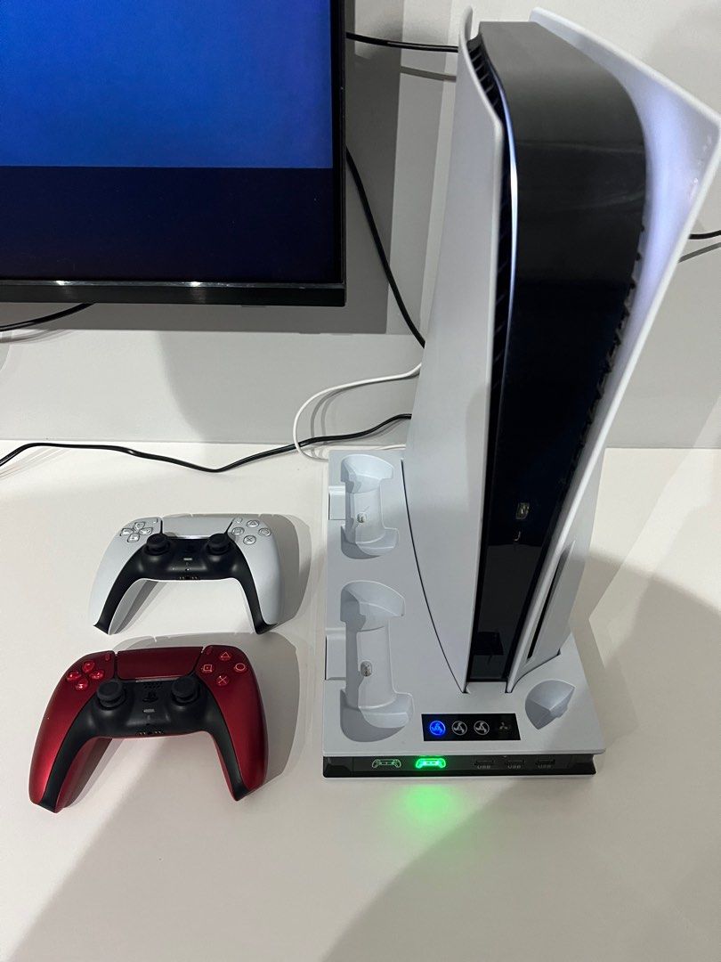 PS5 disc version 1TB with 2 controller and Disc FC24( Not Slim Version) Less than 3 months old ...