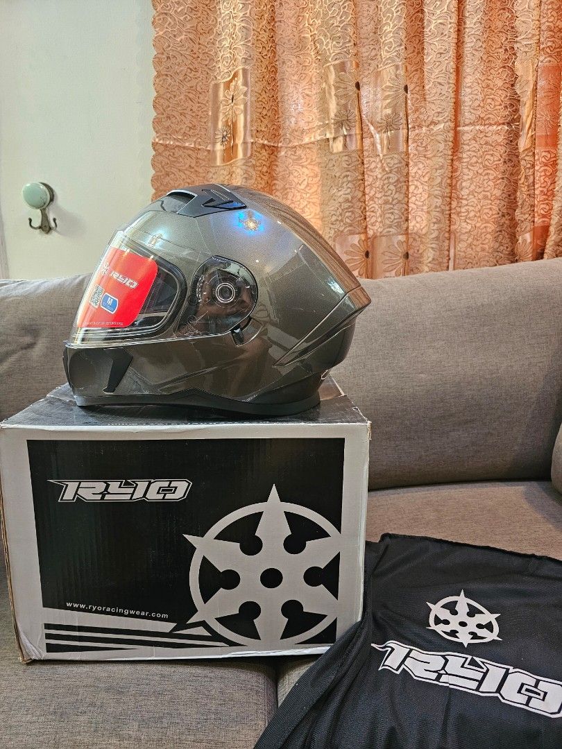 RYO Rf 3SV Full Face Dual Visor Helmet, Men's Fashion, Activewear on ...