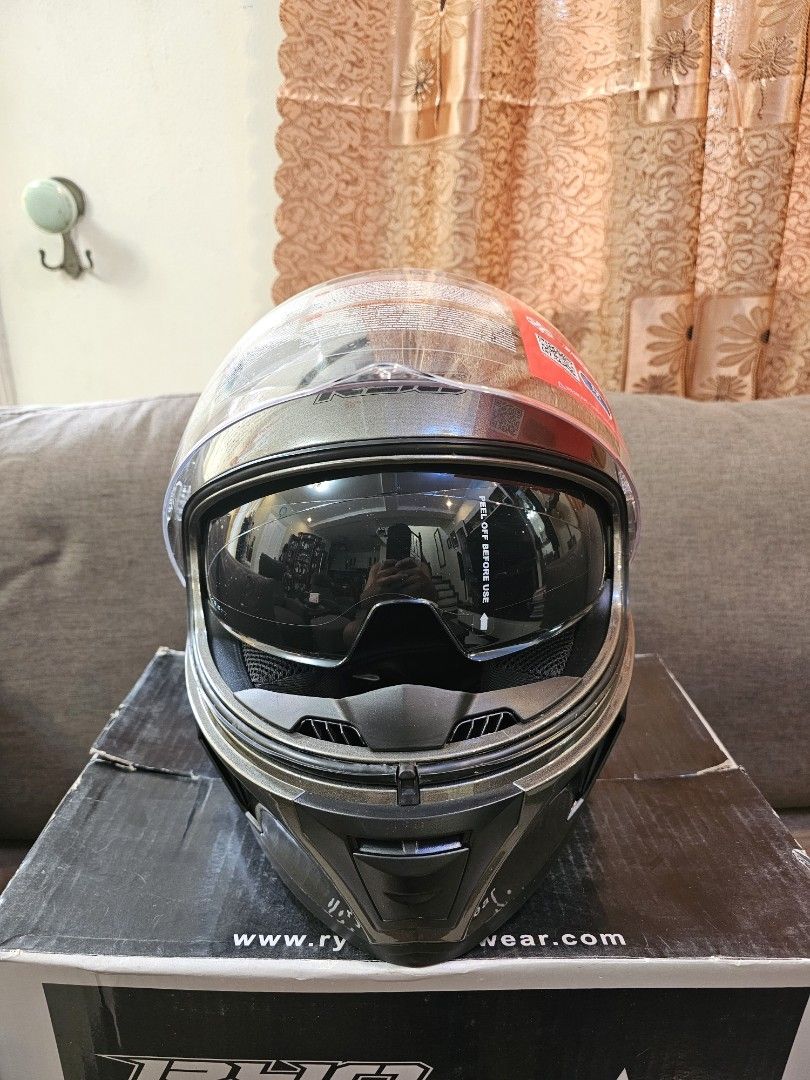 RYO Rf 3SV Full Face Dual Visor Helmet, Men's Fashion, Activewear on ...