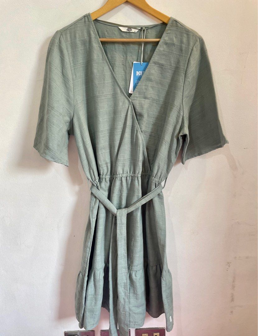 Safe Wrap Dress with Frills, Women's Fashion, Dresses & Sets, Dresses ...