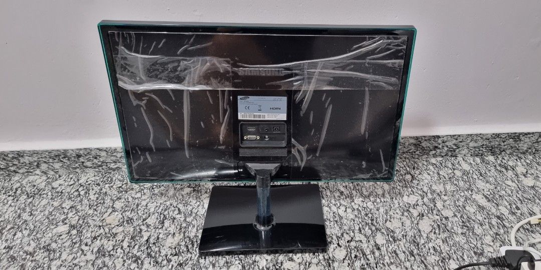 Samsung 24-inch monitor S24D390, Computers & Tech, Parts & Accessories ...