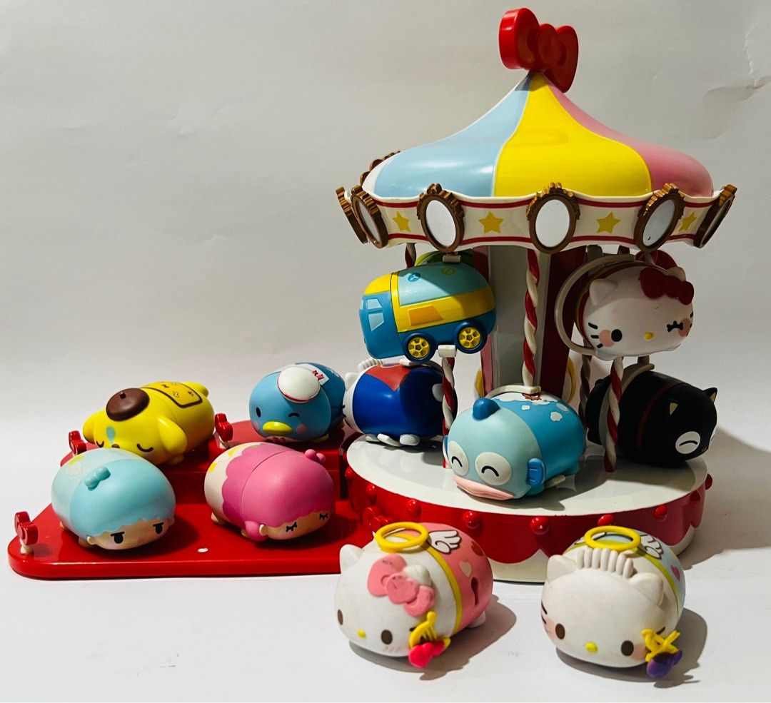 Sanrio Hello Kitty 7 eleven carousel markers complete set, Hobbies & Toys, Toys & Games on Carousell