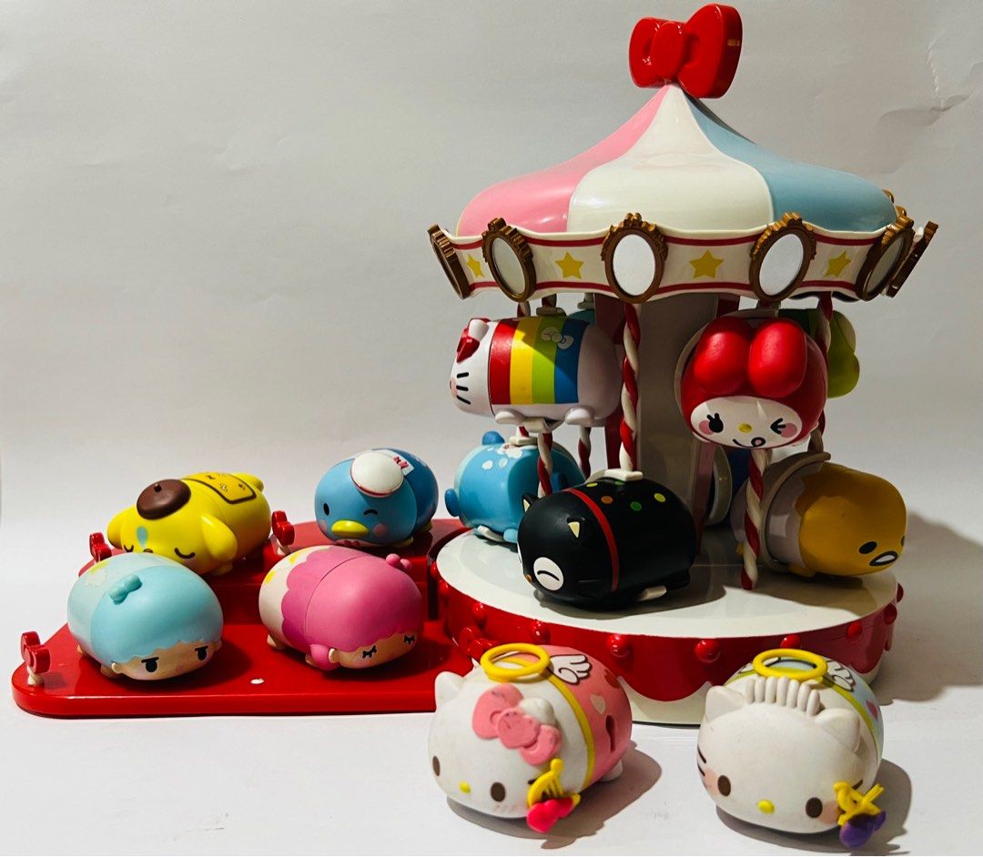 Sanrio Hello Kitty 7 eleven carousel markers complete set, Hobbies ...