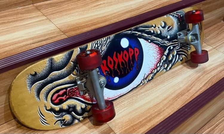 Santa Cruz Rob Roskopp Powerply Eye, Hobbies & Toys, Toys & Games on ...