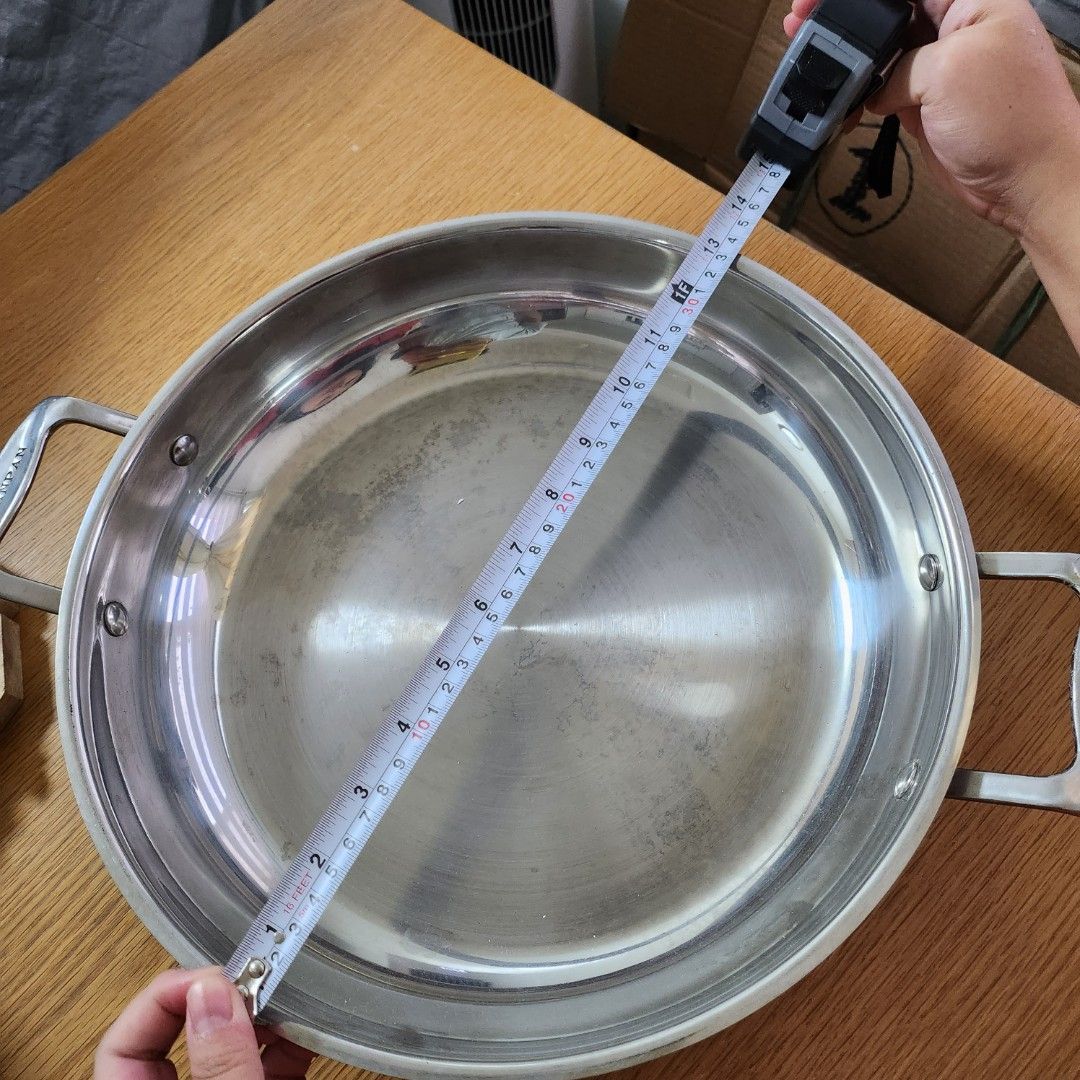 Scanpan Impact 32cm Chef Pan, Furniture & Home Living, Kitchenware ...