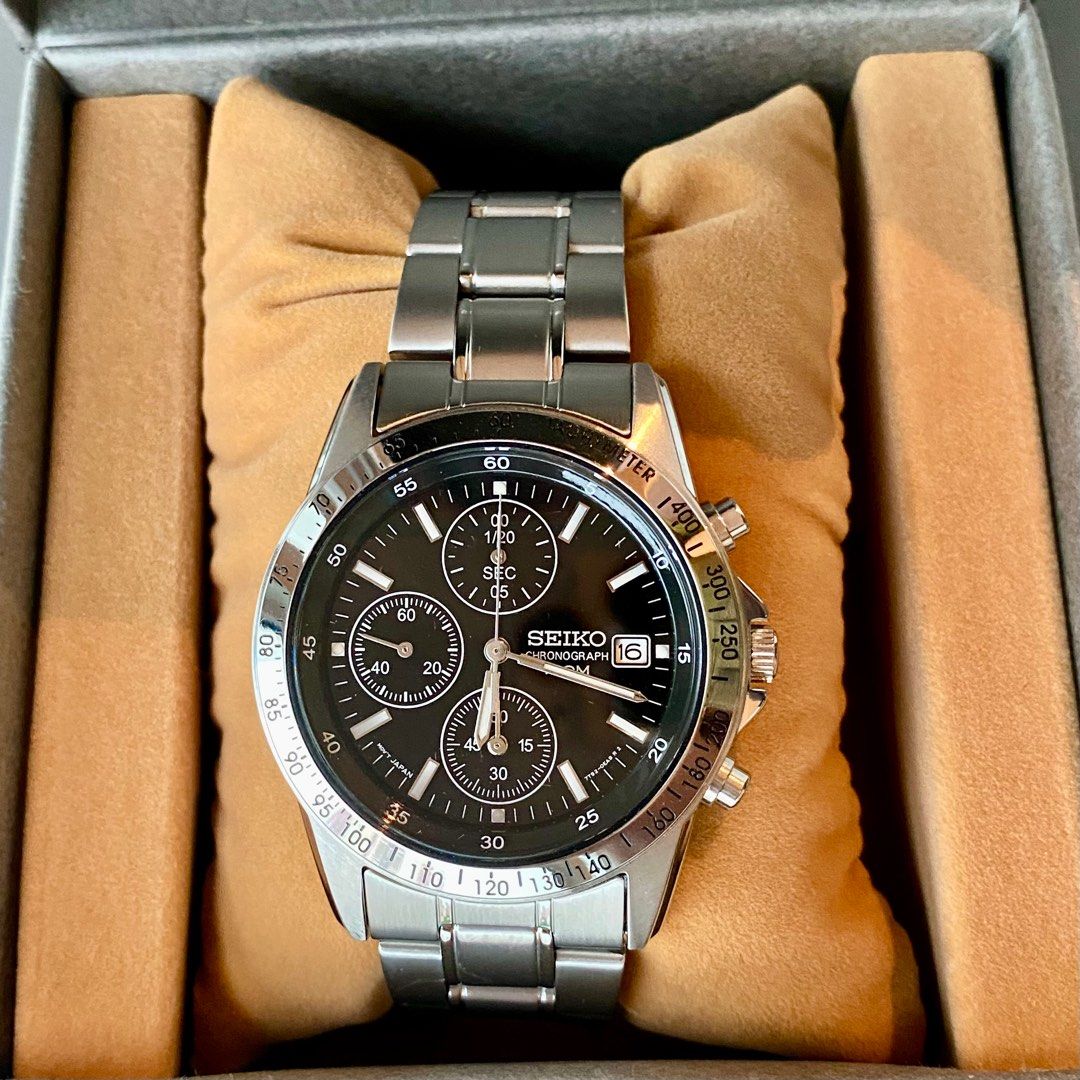 Seiko Chrono Quartz - worn a few times only, Men's Fashion, Watches ...