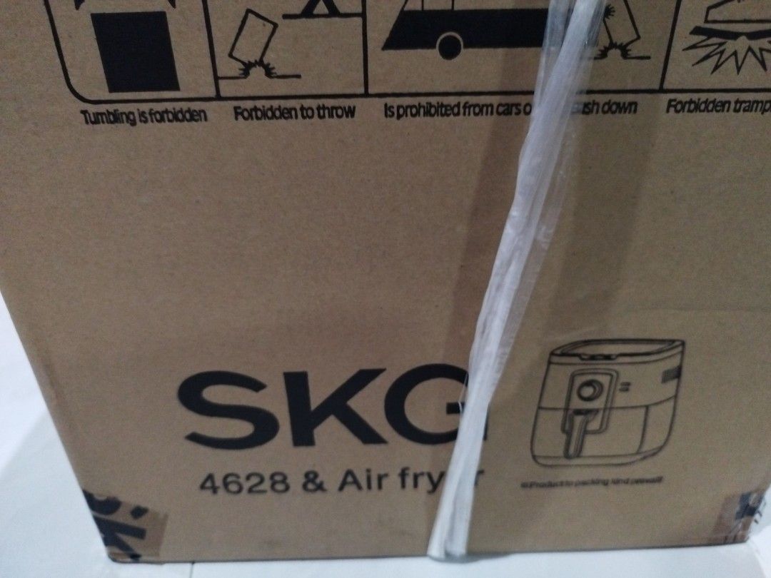 SKG 4628 Air Fryer, TV & Home Appliances, Kitchen Appliances, Fryers on Carousell
