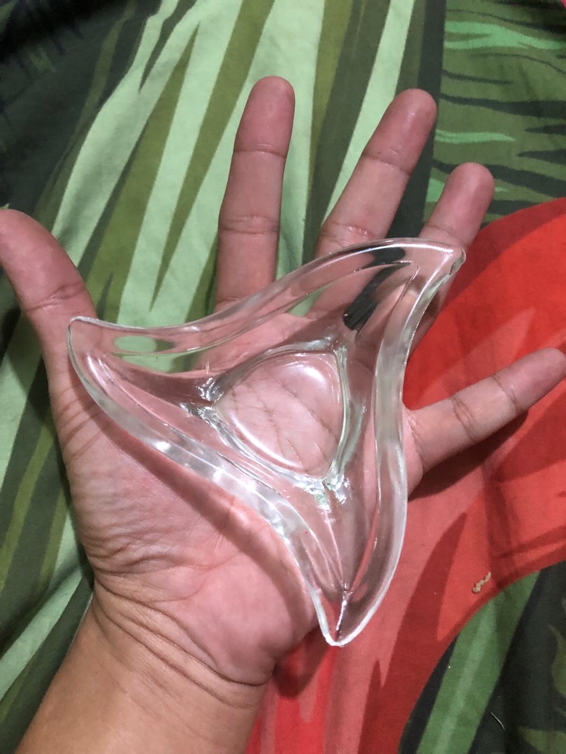 Small Shuriken shaped glass desk bowl, Hobbies & Toys, Memorabilia ...