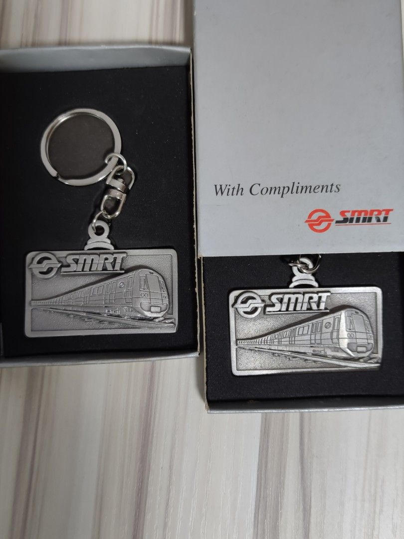 SMRT Singapore Courtesy metal train keychain, commemorative, MRT train ...