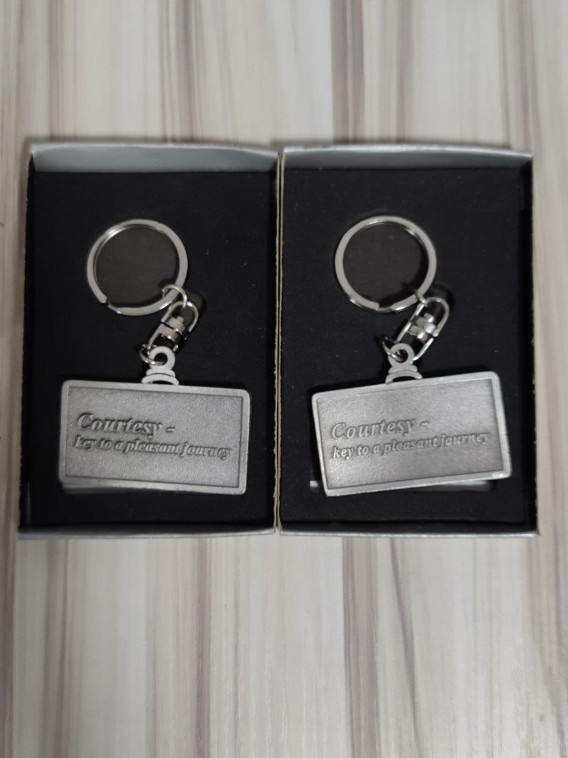 SMRT Singapore Courtesy metal train keychain, commemorative, MRT train ...
