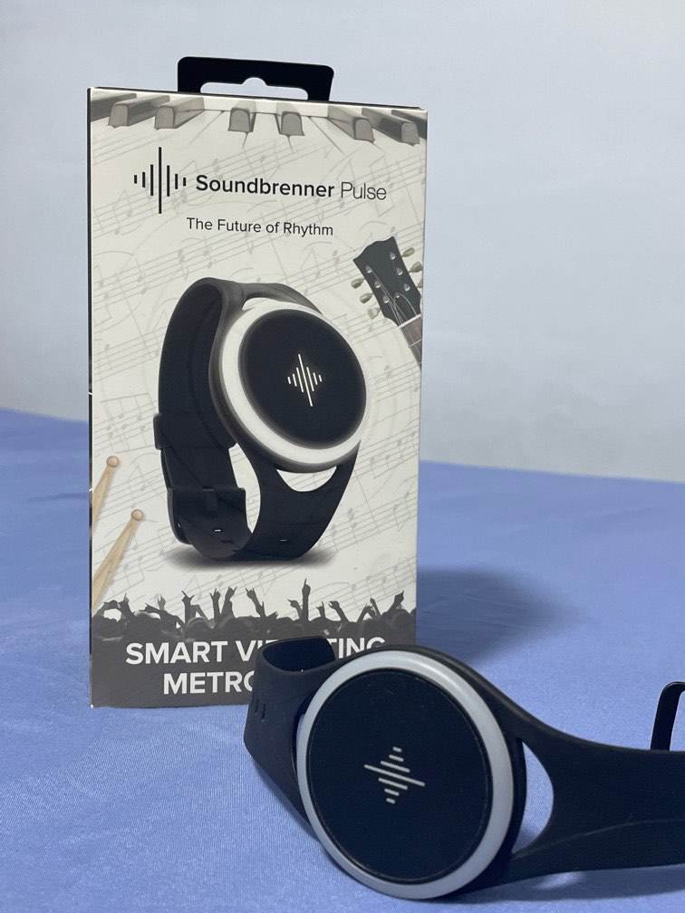 Soundbrenner Pulse vibrating metronome, Audio, Other Audio Equipment on ...