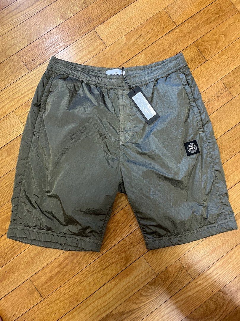 Stone Island Nylon Metal Parachute Shorts, Men's Fashion, Bottoms ...
