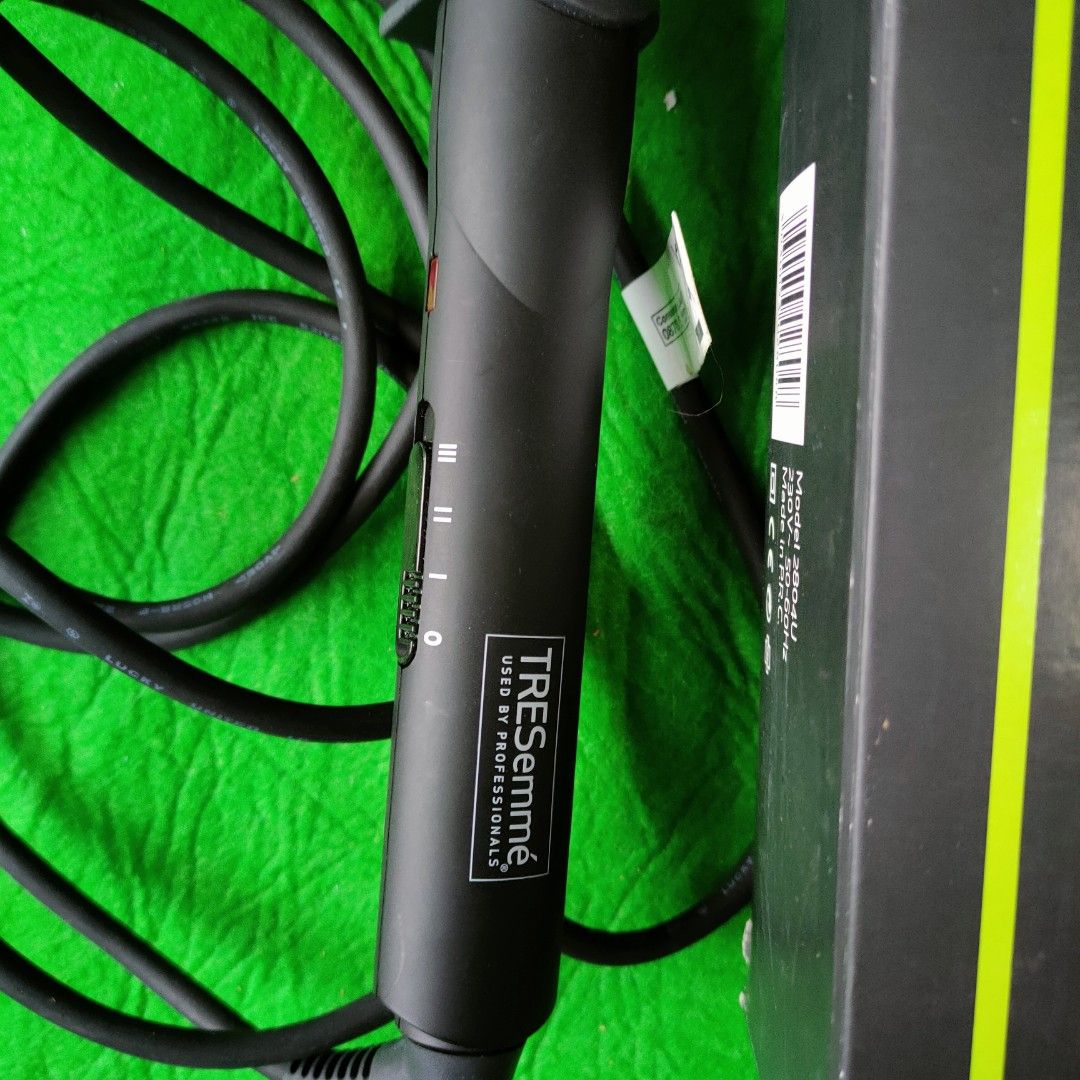 Tresemme styling wand, Beauty & Personal Care, Hair on Carousell