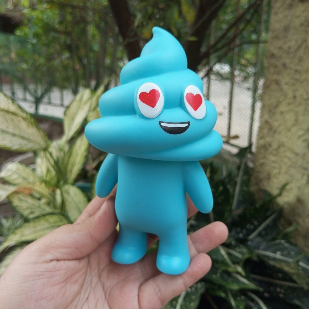 Unchi-Kun Poop-Kun Poop Emoji Blue Type Vinyl Doll, Hobbies & Toys ...