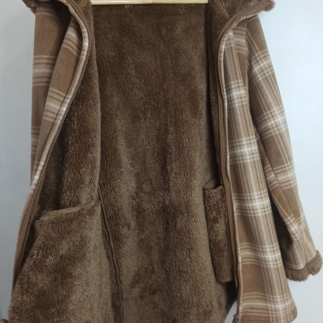UNIQLO Brown Checker Coat Jacket (Made in Vietnam), Women's Fashion ...