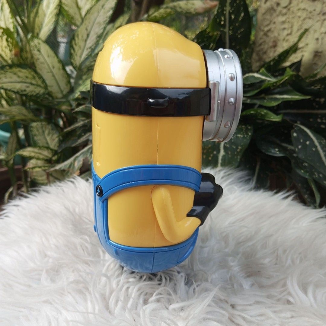 Universal Studios Japan Despicable Me MINIONS Bob the Minion Piggy Coin ...