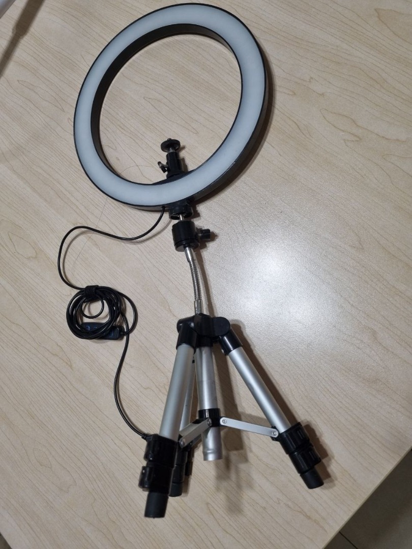 USB ring light with tripod stand, Mobile Phones & Gadgets, Mobile ...