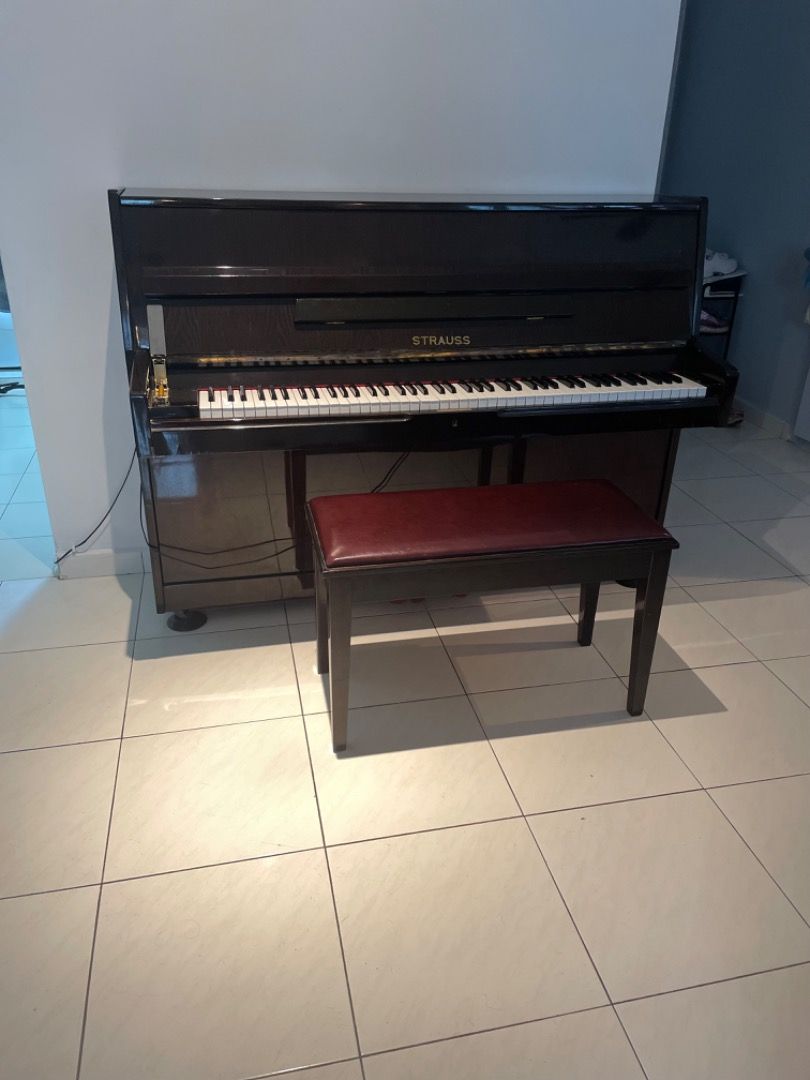 Used piano with soft closing cover, Hobbies & Toys, Music & Media ...