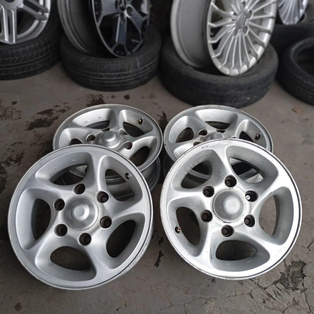 Velg Mobil oem original isuzu Panther ls, Aksesoris Mobil di Carousell