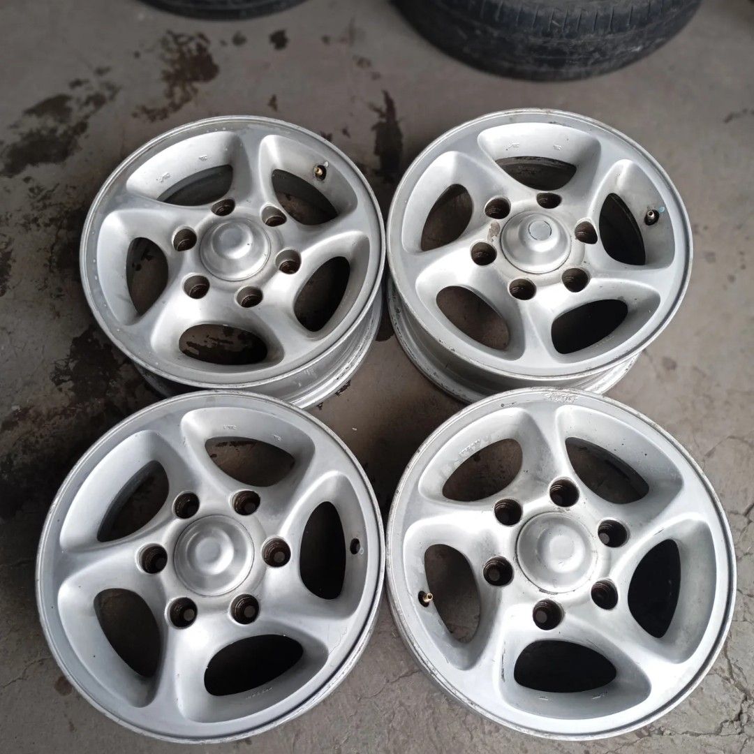 Velg Mobil oem original isuzu Panther ls, Aksesoris Mobil di Carousell