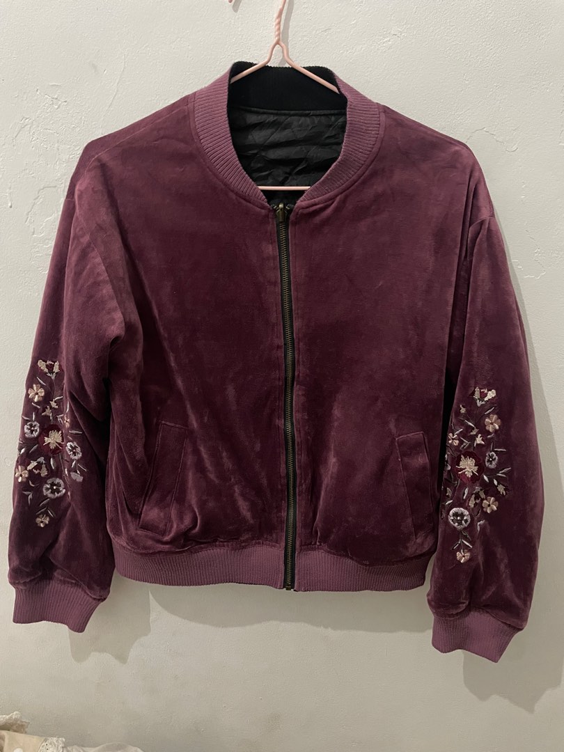 Velvet flower jacket, Fesyen Wanita, Pakaian Wanita, Baju Luaran di ...