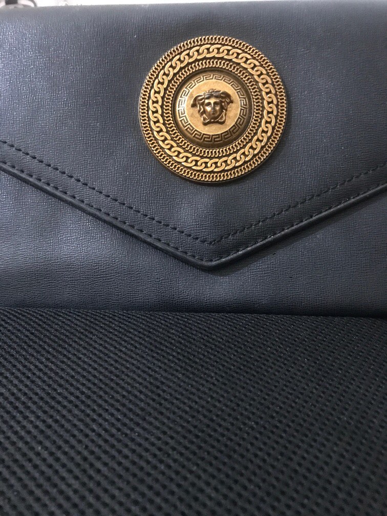 Versace vintage clutch, Fesyen Wanita, Tas & Dompet di Carousell