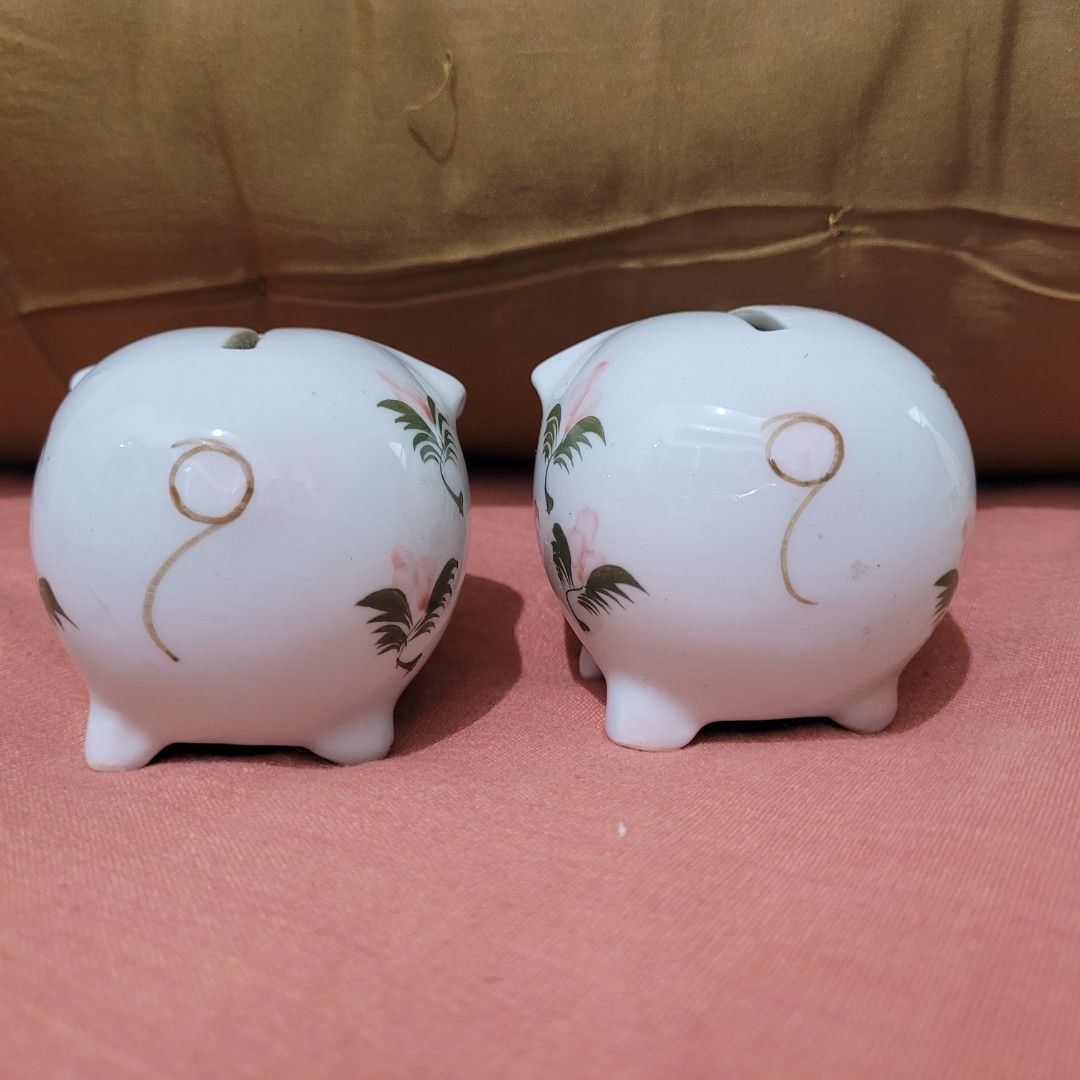 Vintage Clay Couple Little Pigs Piglets Piggybank Coin Display, Hobbies ...