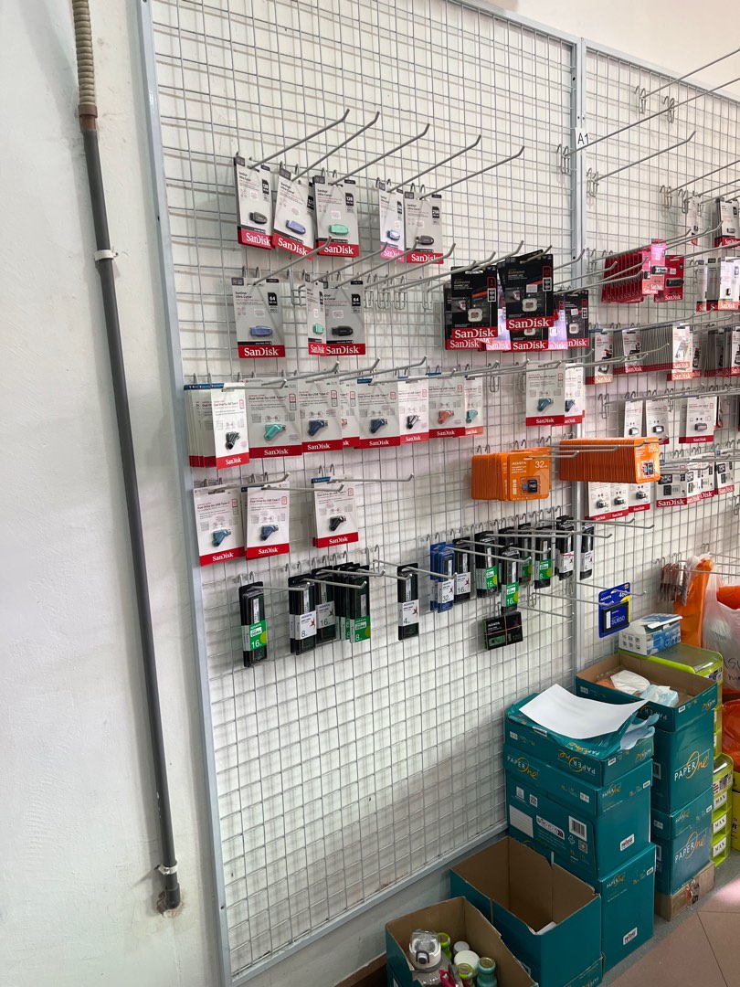 Wire Mesh Rack Netting Steel TTF Brand 4 x 7 ft, Furniture & Home ...