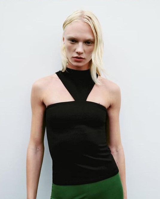 Zara Black Triangle Cut Out Top, Women's Fashion, Tops, Sleeveless on ...