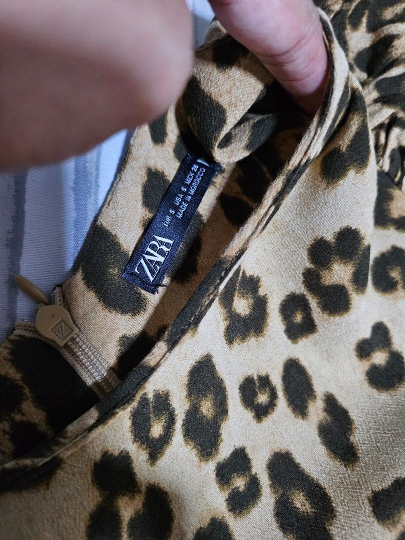 Zara leopard print maxi, Women's Fashion, Dresses & Sets, Dresses on ...