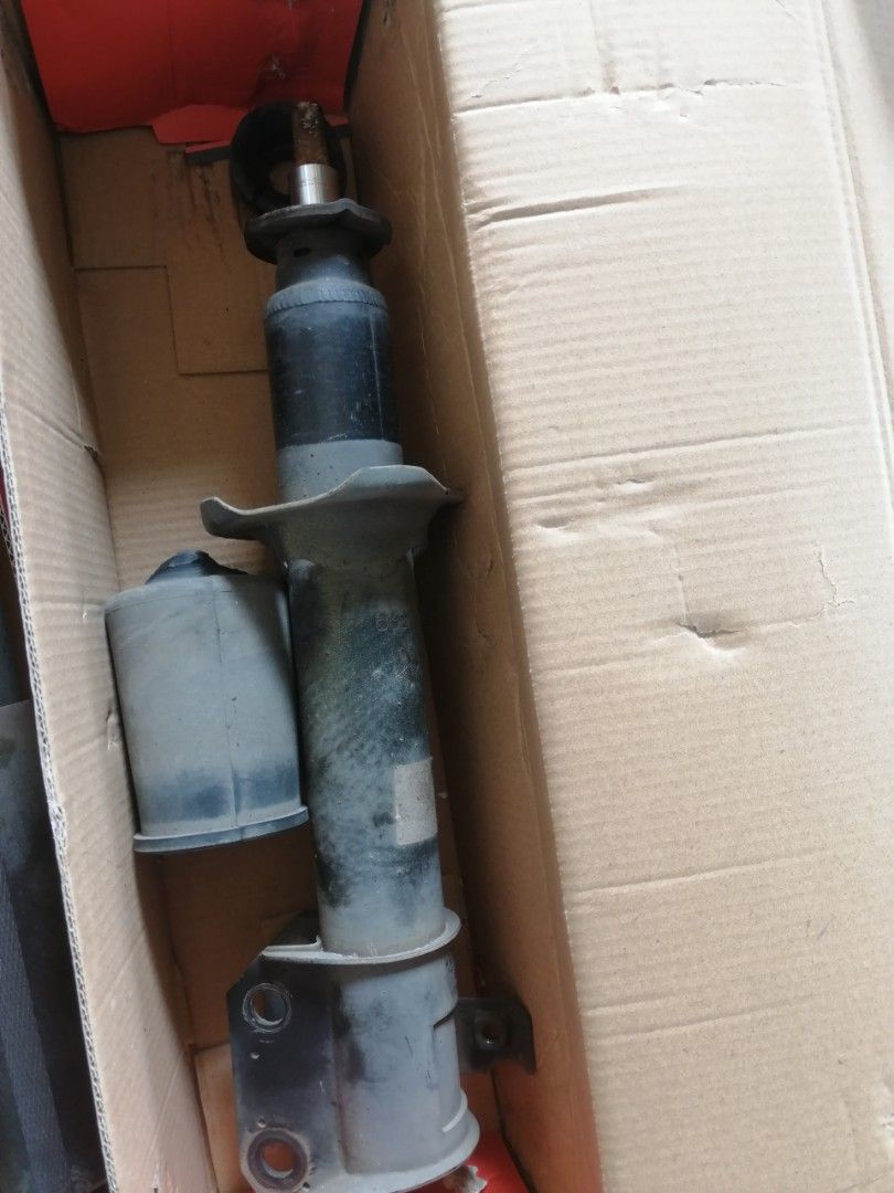 Absorber kenari Kelisa, Auto Accessories on Carousell