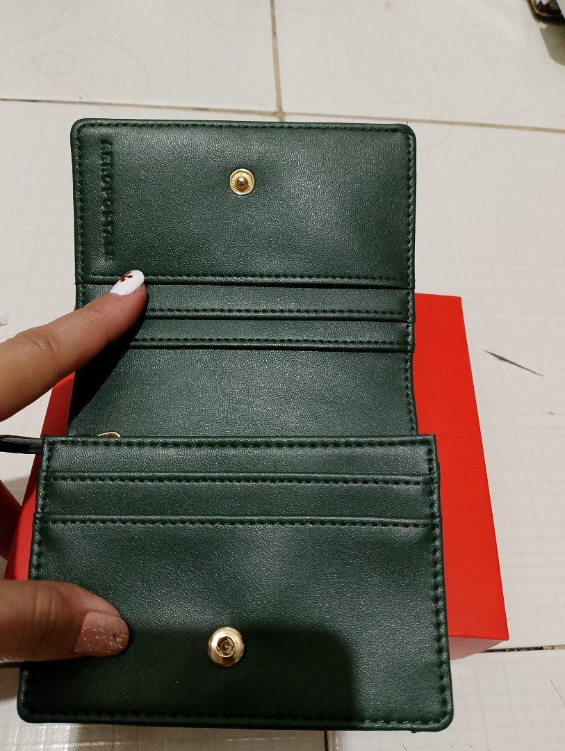 Aero wallet original, Women's Fashion, Bags & Wallets, Wallets & Card ...