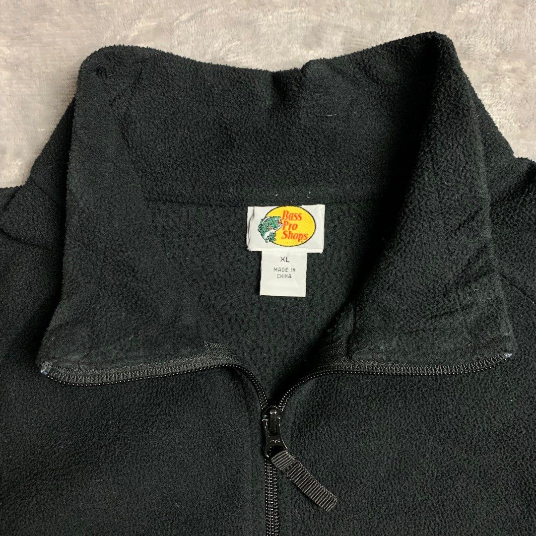 BASS PRO SHOPS, Men's Fashion, Coats, Jackets and Outerwear on Carousell