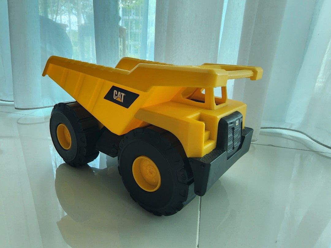 CAT Construction Vehicles, Hobbies & Toys, Toys & Games on Carousell
