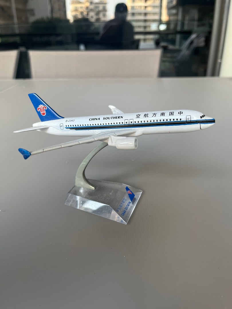 China Southern Airlines plane model - Airbus A320, Hobbies & Toys ...