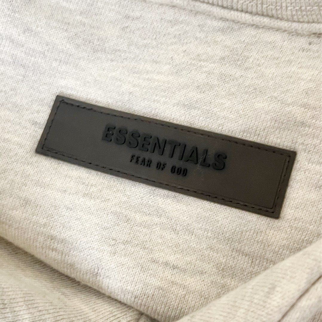 Fear of God Essentials 1977 Sweater, Men's Fashion, Tops & Sets ...
