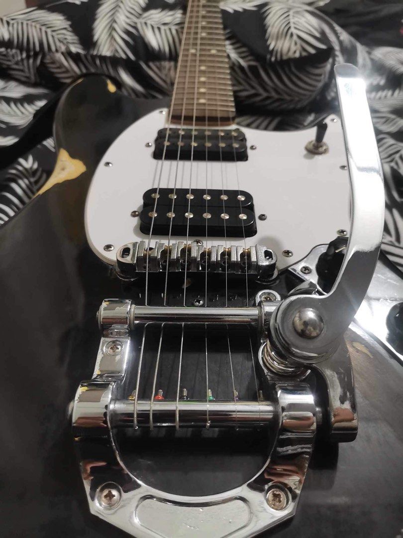 Fender squire Bullet mustang HH, Hobbies & Toys, Music & Media, Musical ...