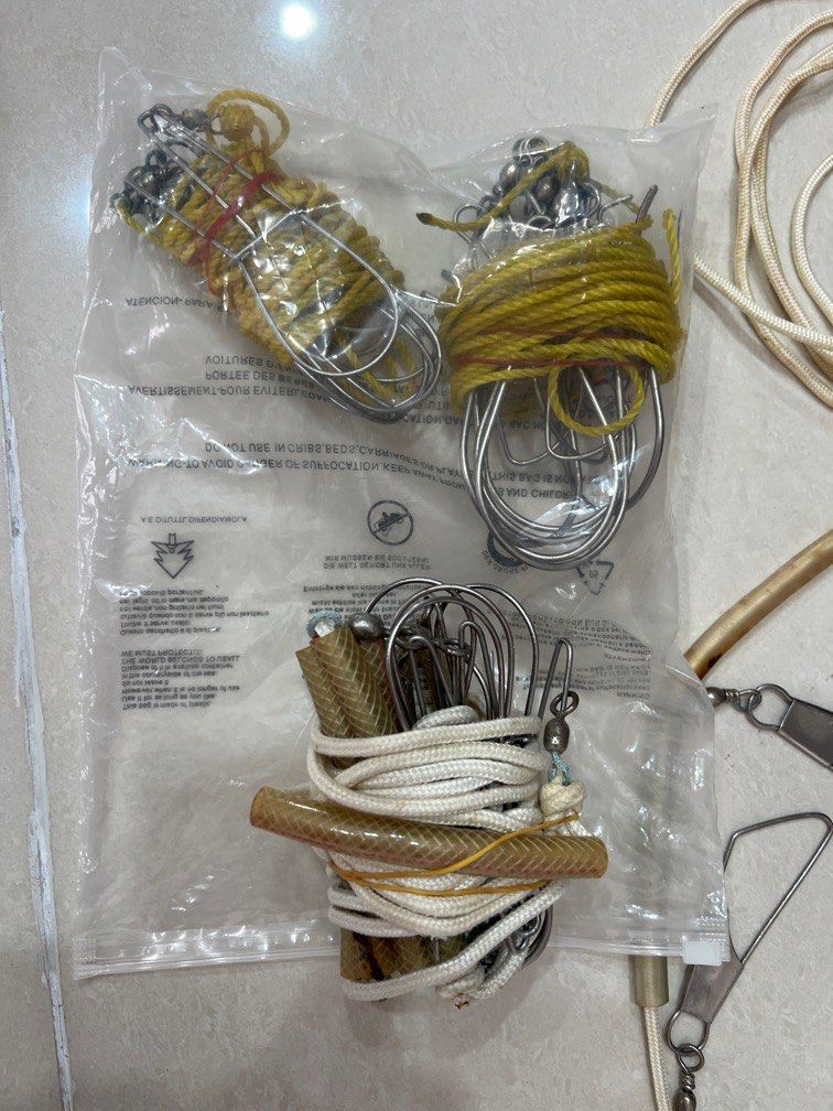 Fish Clips with Spreader/Lanyard, Sports Equipment, Fishing on Carousell