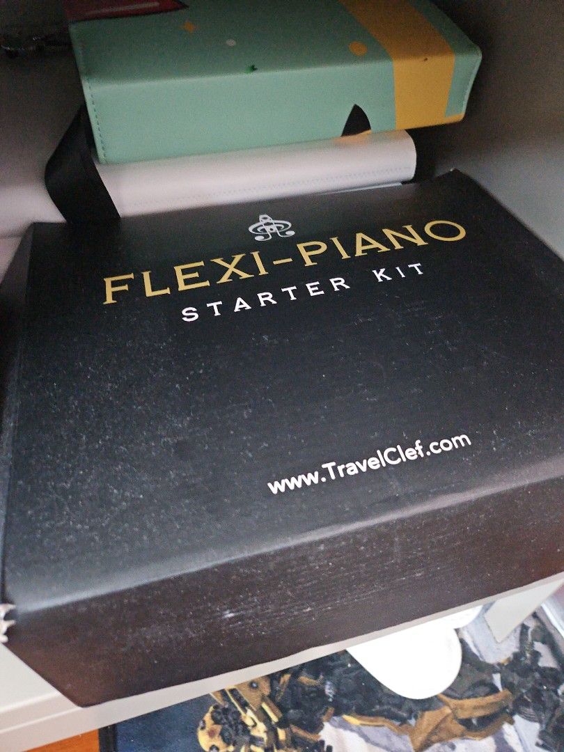 Flexi Piano, Hobbies & Toys, Music & Media, Musical Instruments on Carousell