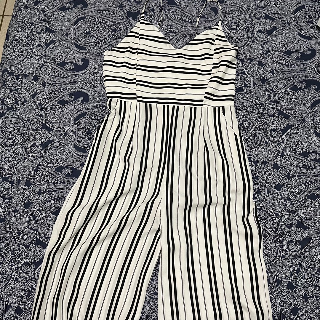 It girl (sm dept store) striped jumpsuit, Women's Fashion, Dresses ...