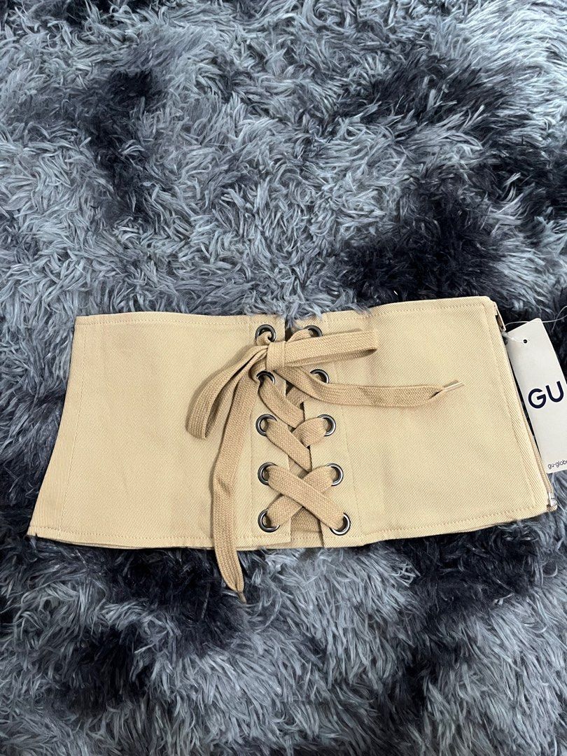 GU Y2k tube/corset belt (BEIGE), Women's Fashion, Tops, Others Tops on Carousell
