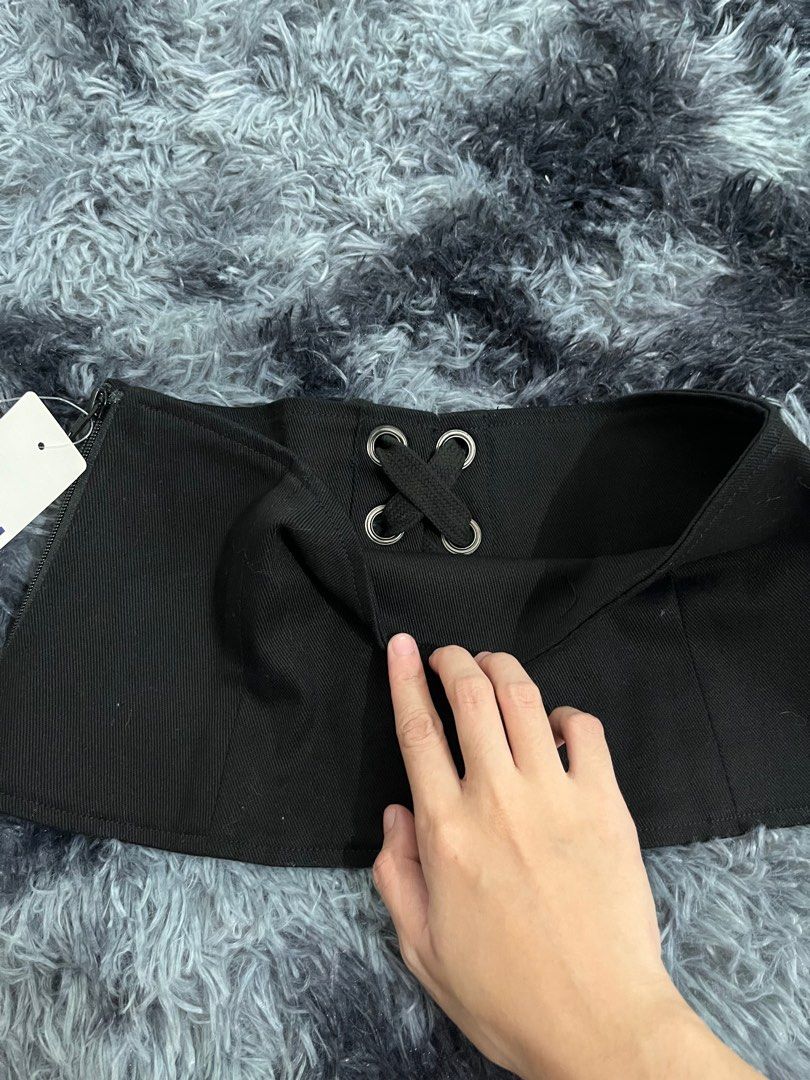 GU Y2k tube/corset belt (Black), Women's Fashion, Tops, Others Tops on Carousell
