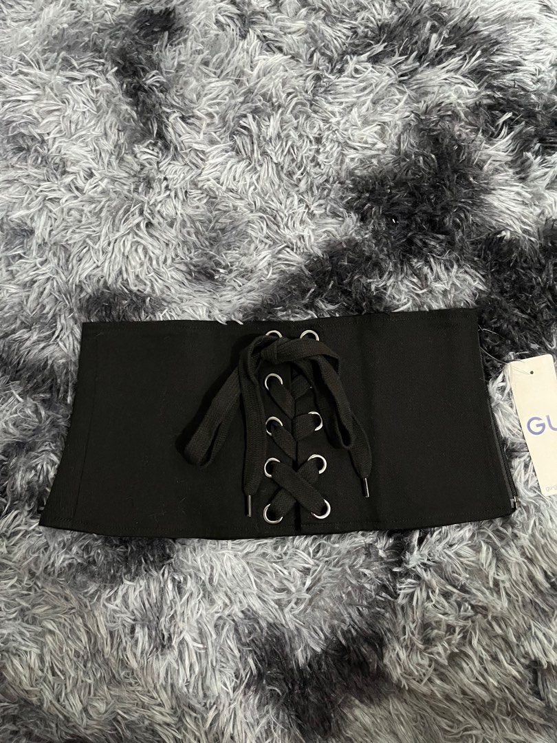 GU Y2k tube/corset belt (Black), Women's Fashion, Tops, Others Tops on Carousell