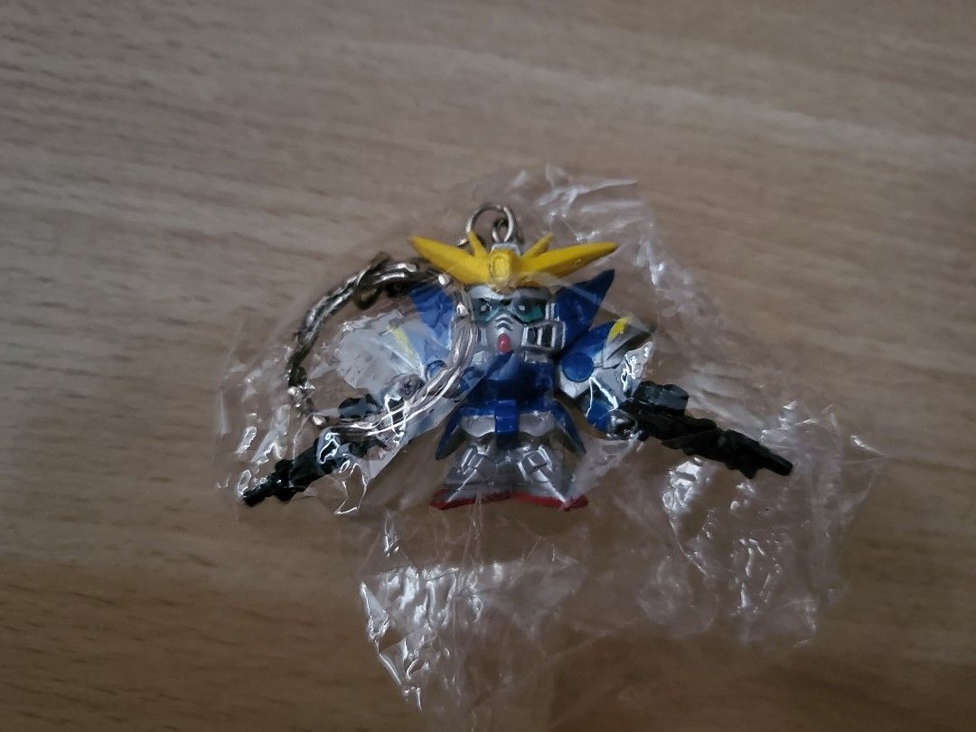 Gundam wing zero and Gundam deathscythe keychain, Hobbies & Toys, Toys ...
