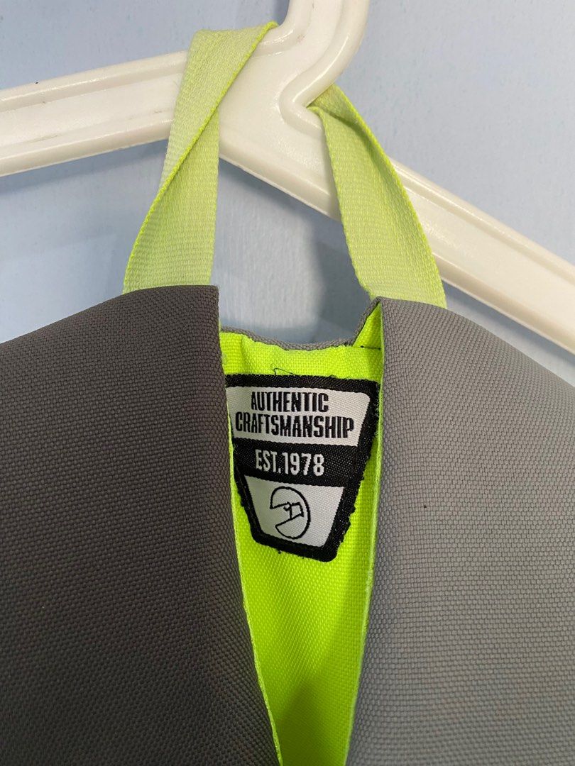 Hawk Backpack Neon Green/Gray, Men's Fashion, Bags, Backpacks on Carousell