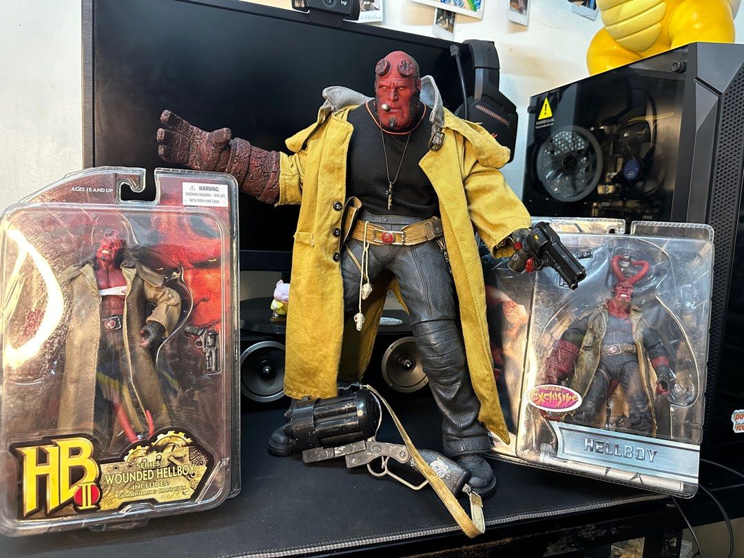 Hellboy Mezco Set 18 inches, Hobbies & Toys, Toys & Games on Carousell