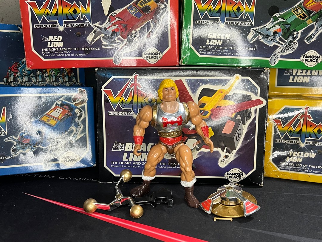 Heman Flying Fist, Hobbies & Toys, Toys & Games on Carousell
