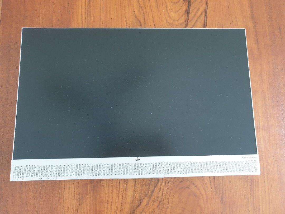 HP E243 with defect (unstable image display and green/red displays not ...