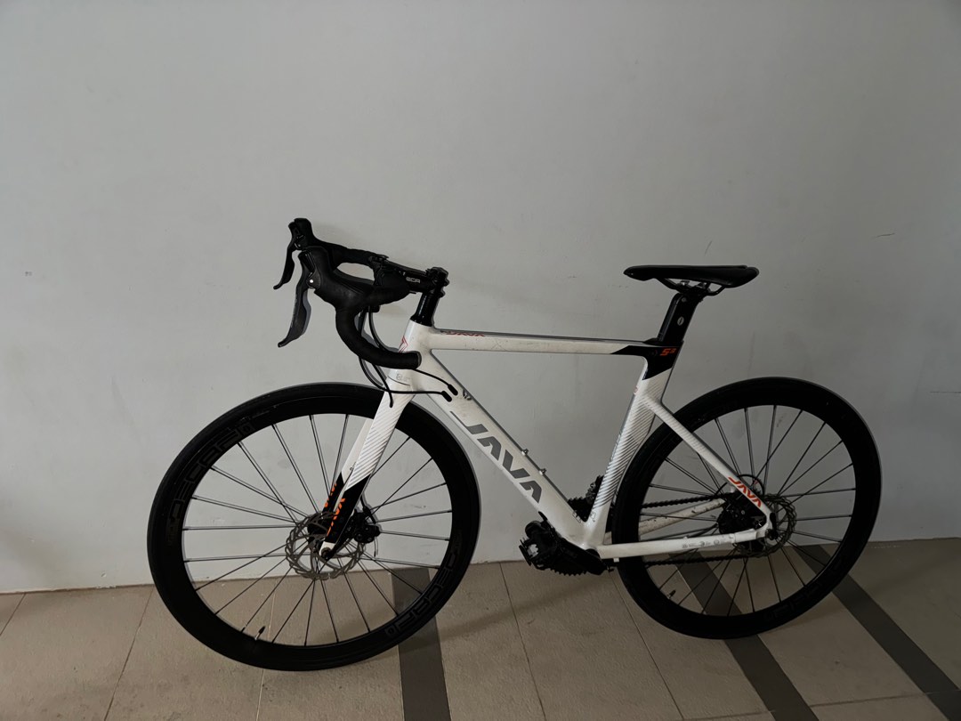 Java siluro 3, Sports Equipment, Bicycles & Parts, Bicycles on Carousell