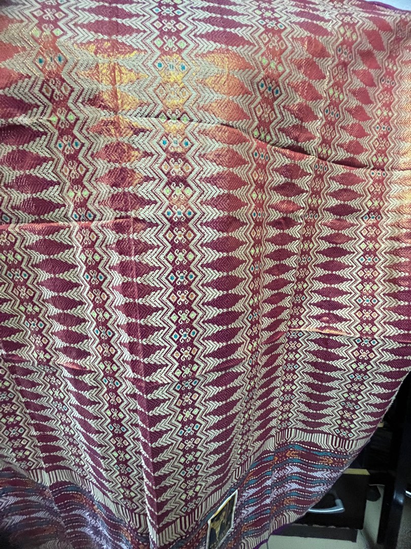 Kain corak Thailand songket kain 2M, Women's Fashion, Muslimah Fashion ...